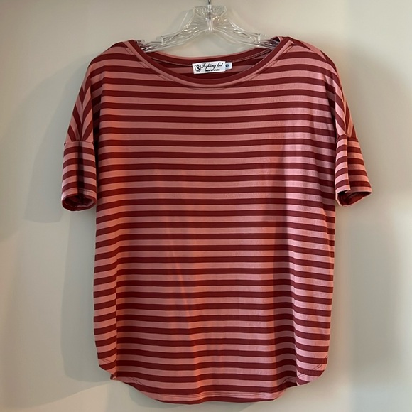 Fighting Eel | Tops | Fighting Eel Top | Poshmark